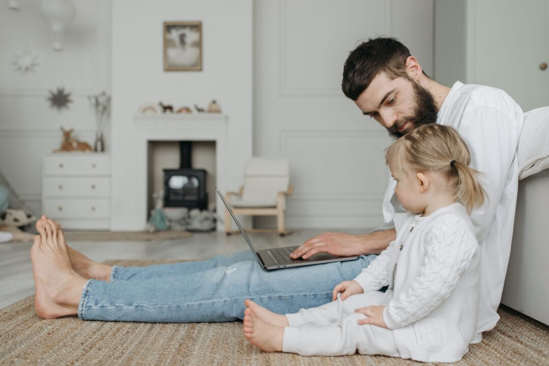 How Companies Can Better Support Working Parents - Employee Cycle